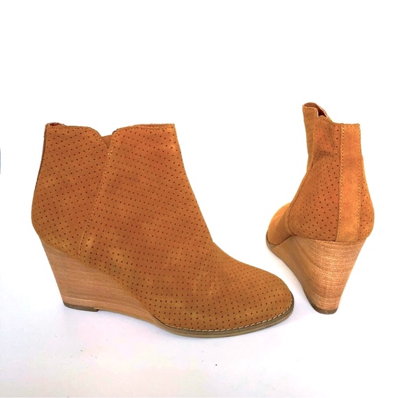 Susina | Shoes | Susina Hannon Lea Perforated Suede Wedge Ankle Boots Booties Camel Size 45 ...